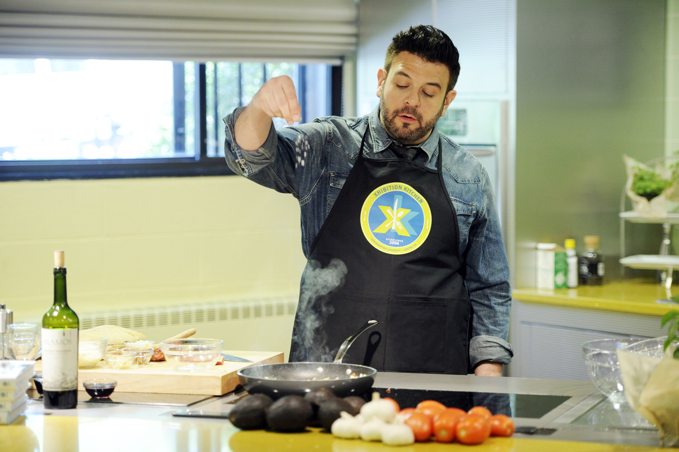 ‘I love food.’ Stories, bites, and tips from TV’s Adam Richman ...
