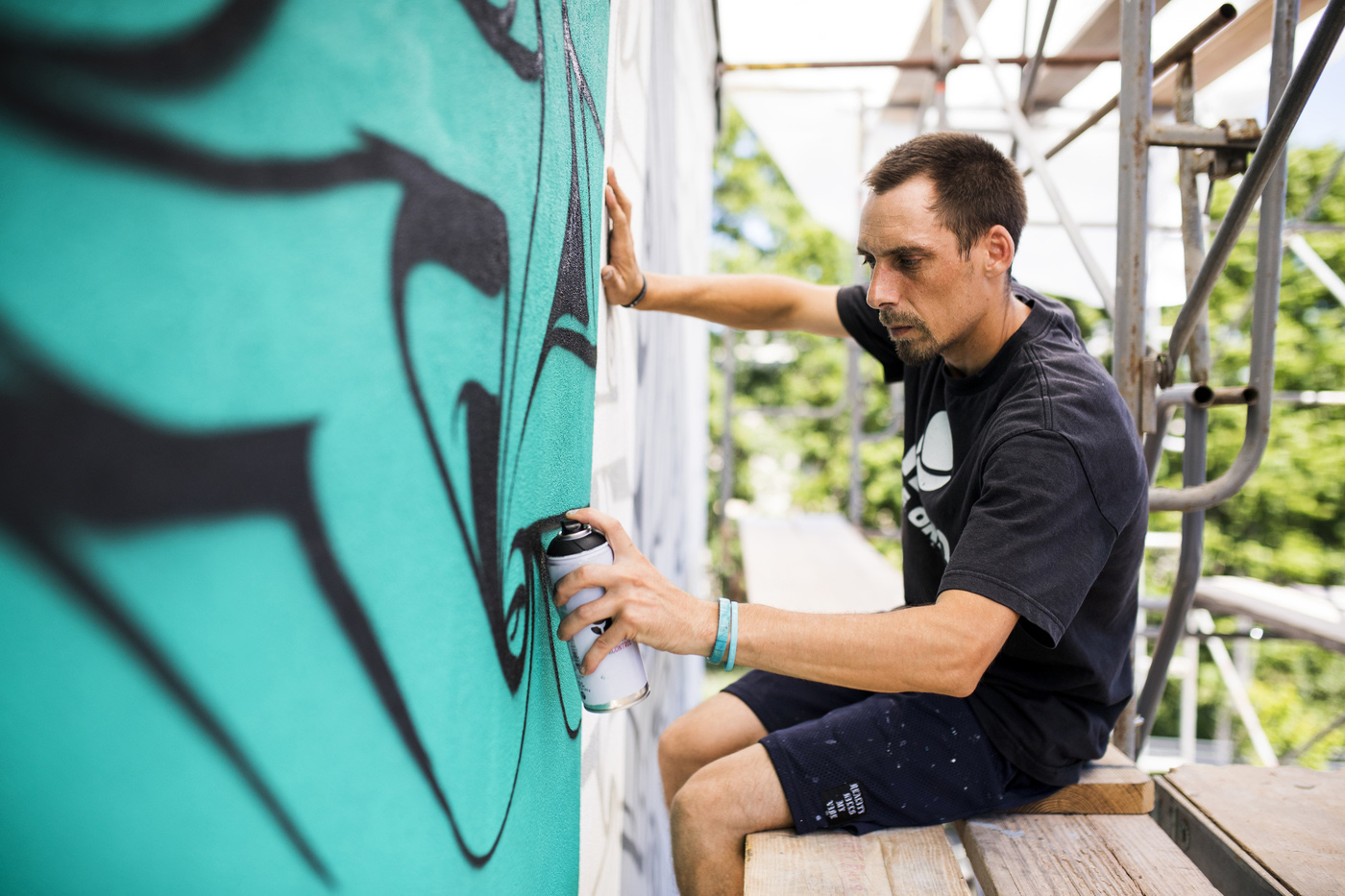 Parisian graffiti artist Astro brings new public art to Northeastern ...
