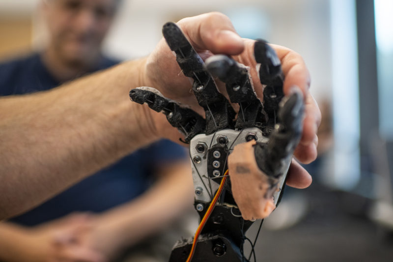 This robot uses tactile sign language to help deaf-blind people ...