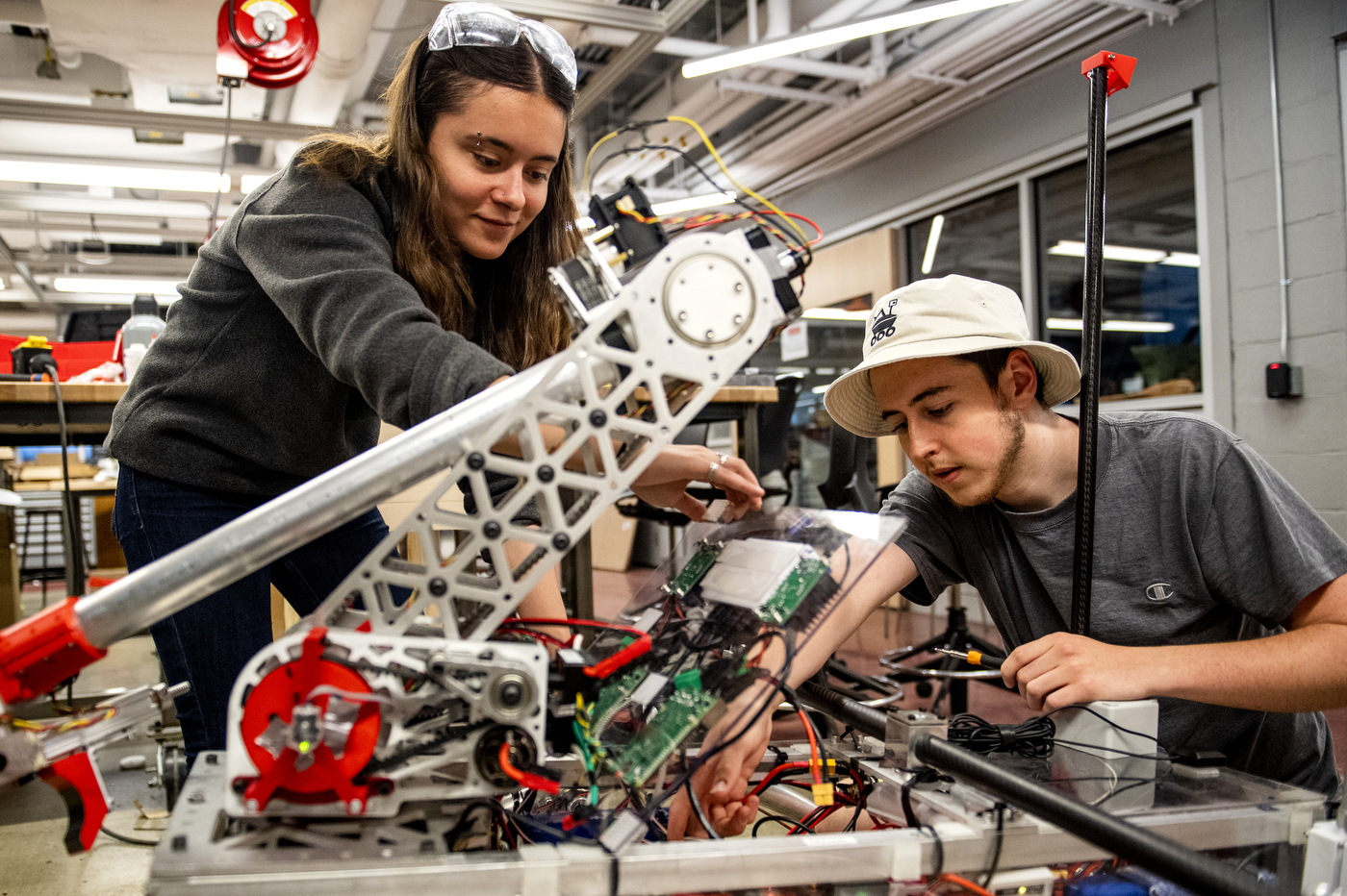 Engineering students prepare rover for University Rover Challenge