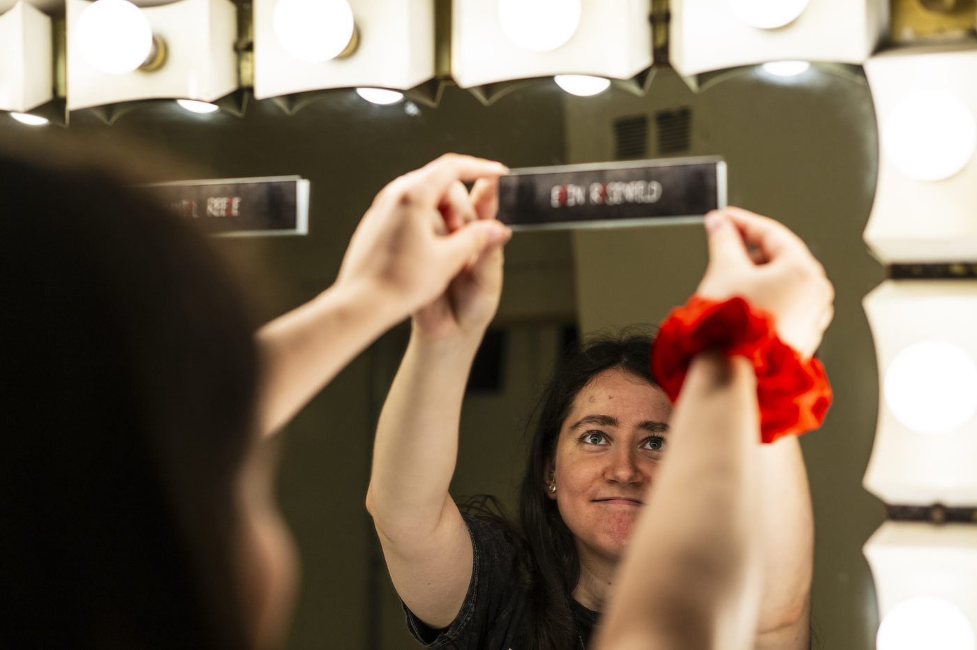 Deaf performer and ‘fan favorite’ Erin Rosenfeld takes Broadway ...