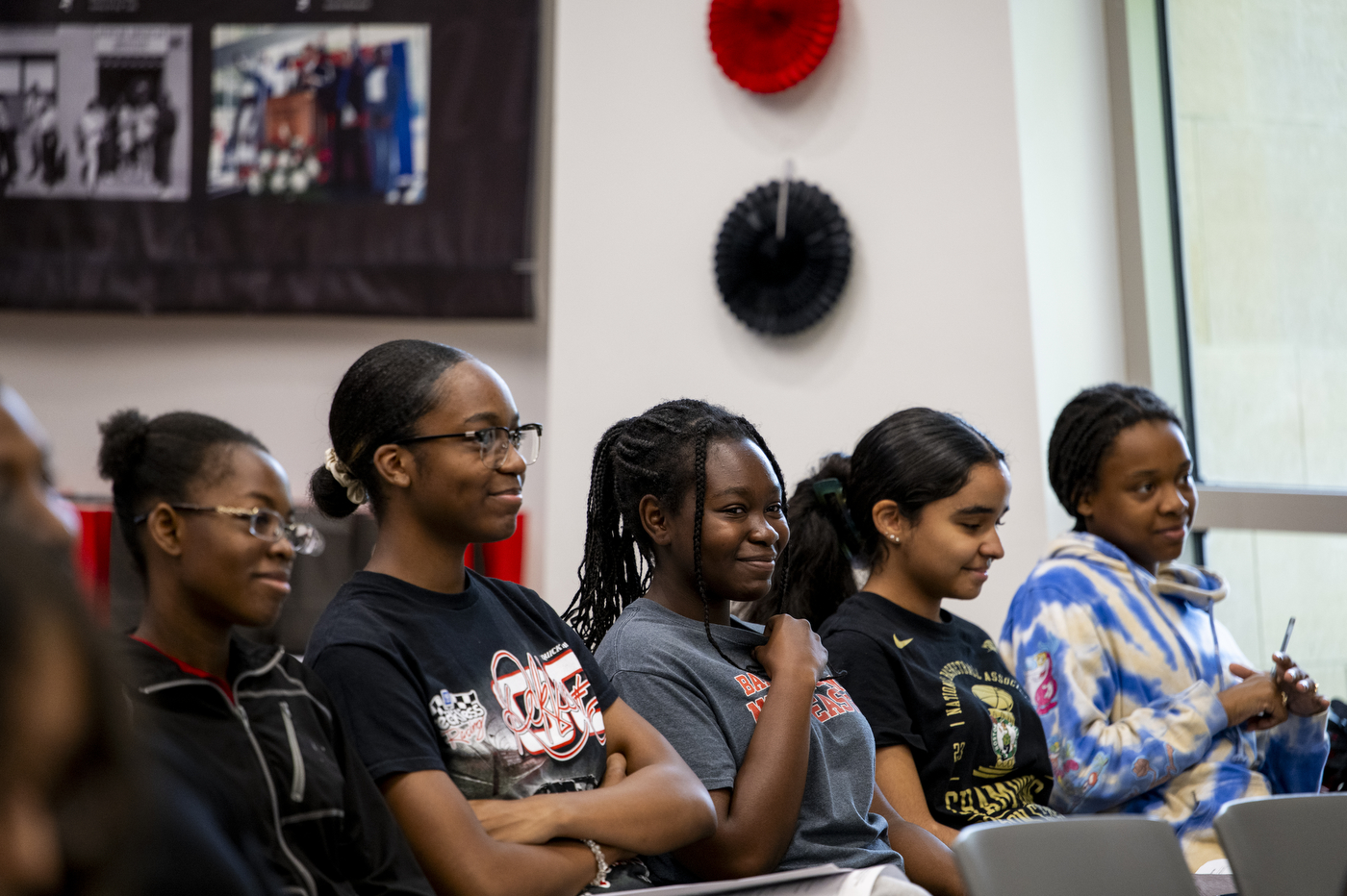 Northeastern Empowers Teens With Summer Internships Program