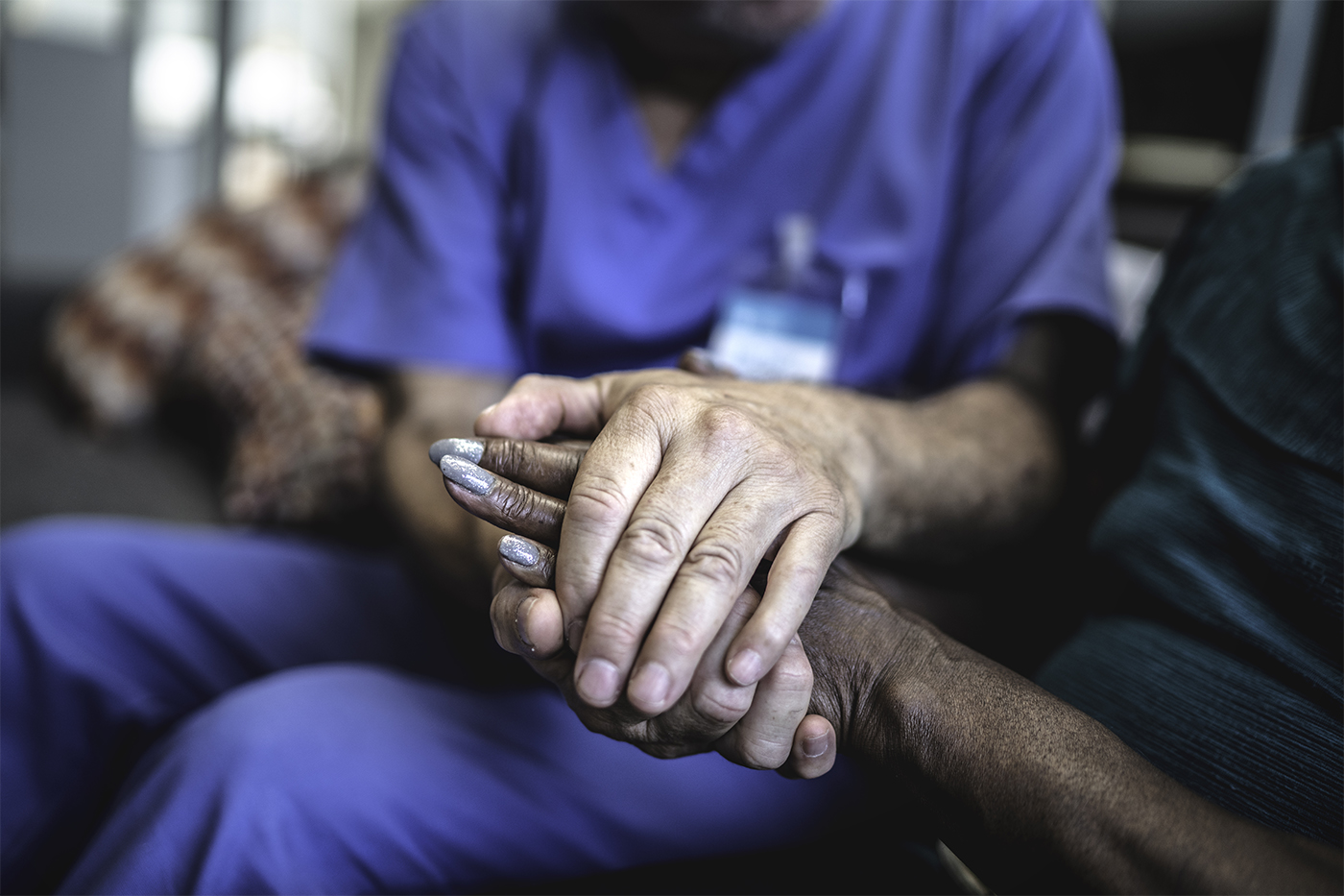 Trust in Physicians and Hospitals Plummeted Since the Pandemic