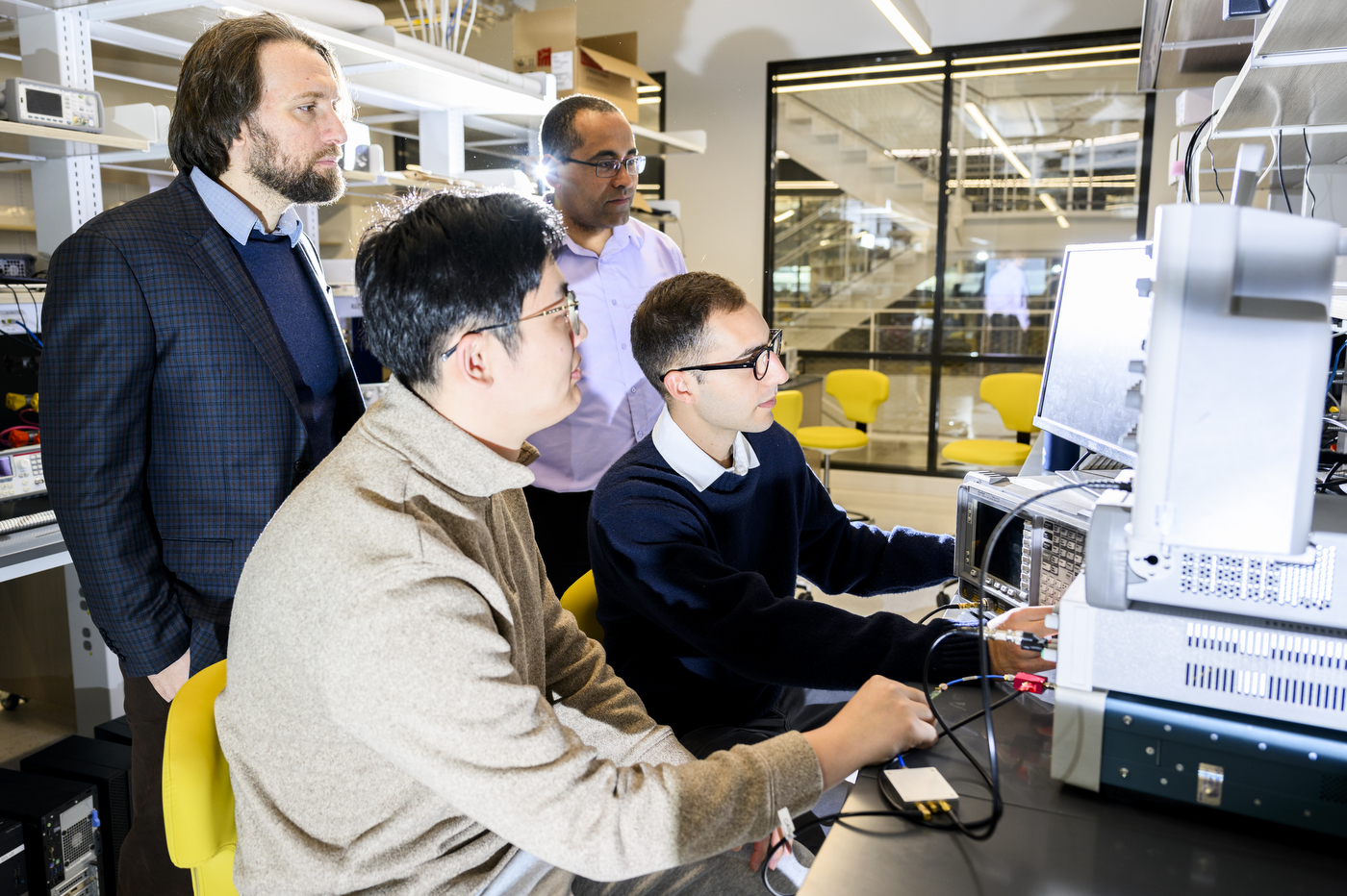 Engineers Develop Chips to Optimize Quantum Computing