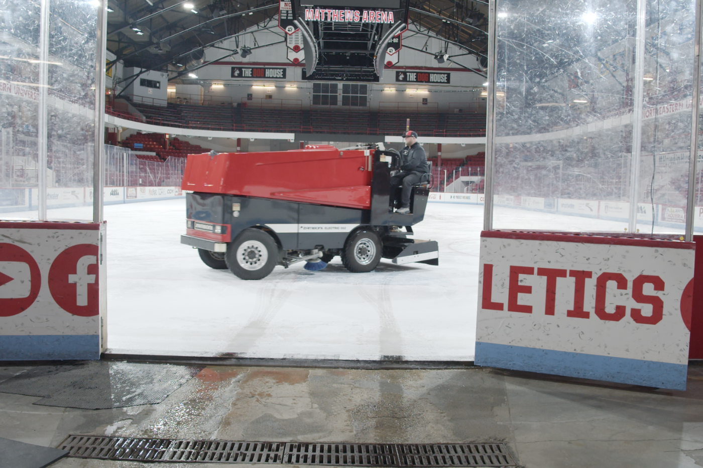 Video: What It's Like to Drive a Zamboni