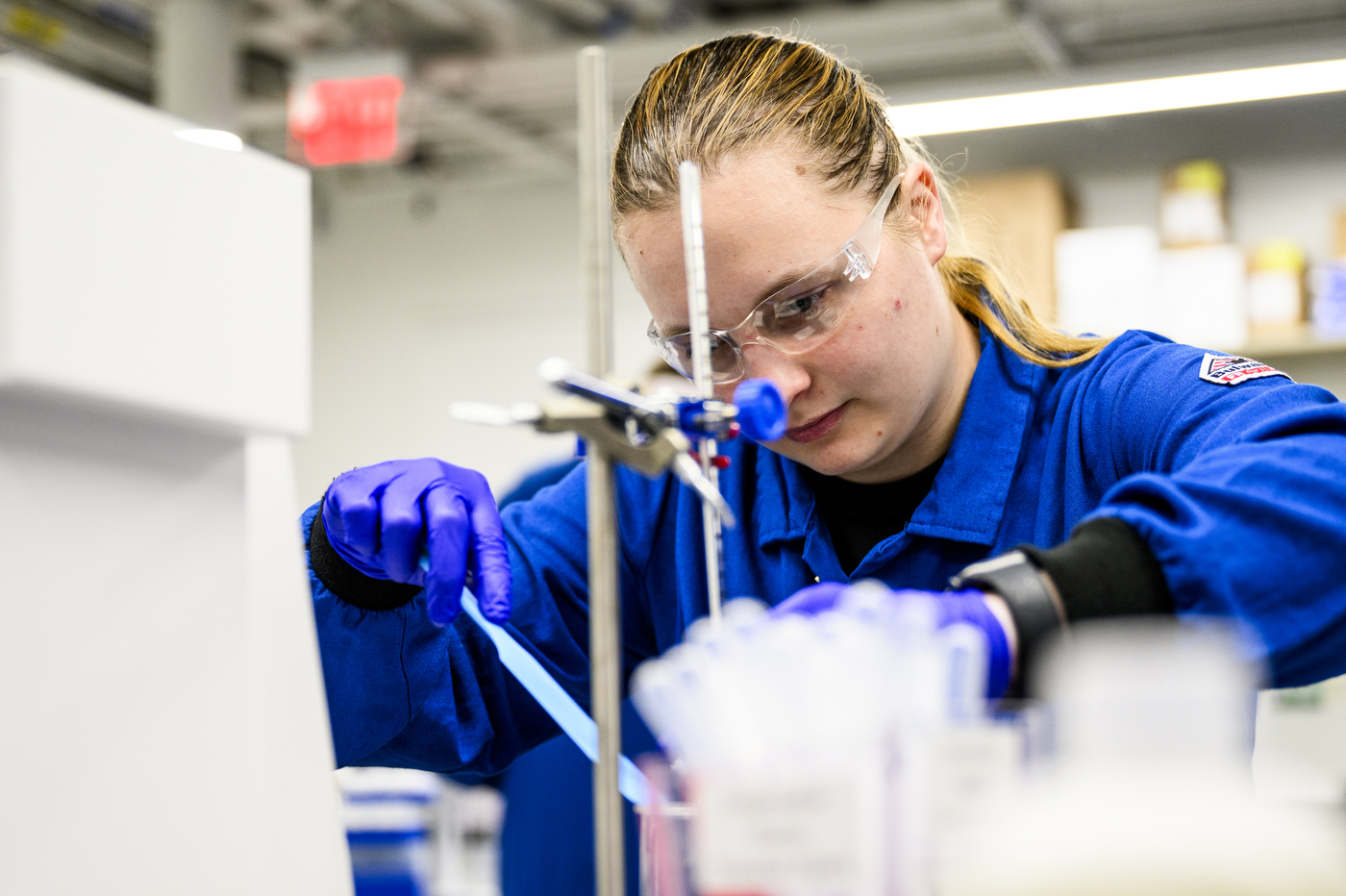 In This Chem Class, Students Create Their Own Cosmetics