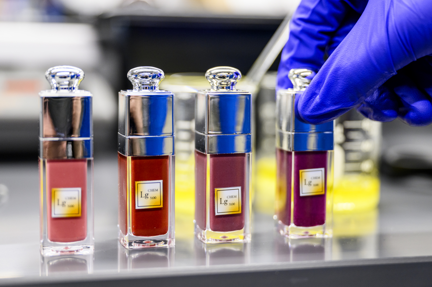 In This Chem Class, Students Create Their Own Cosmetics