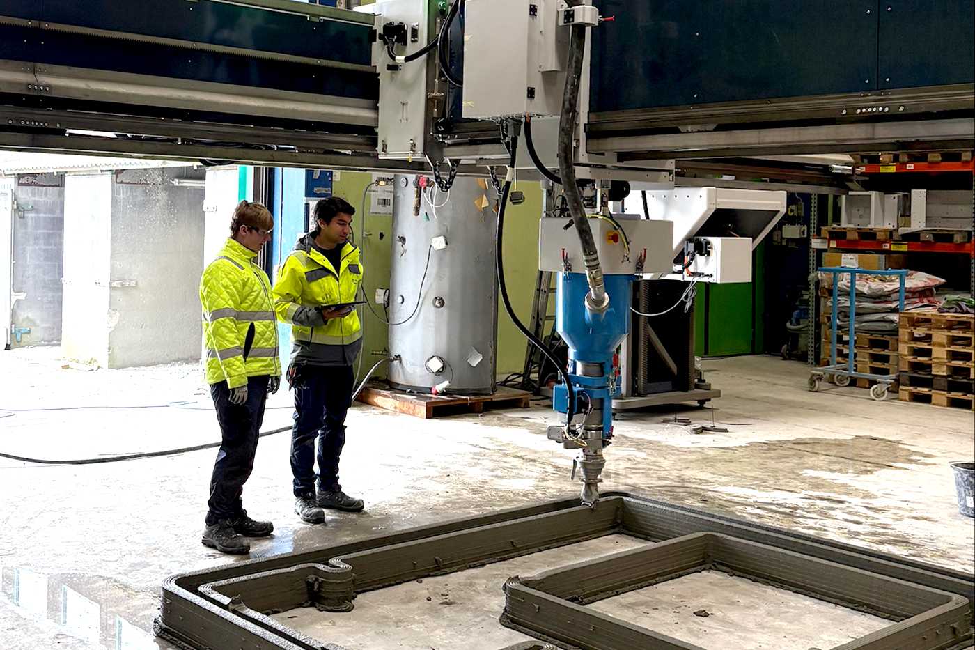 Student Helps Build One of the World’s Largest 3D Printers