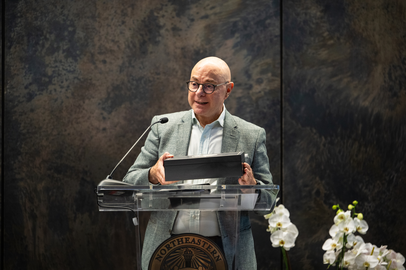 Charles Hillman Installed as a Distinguished Professor